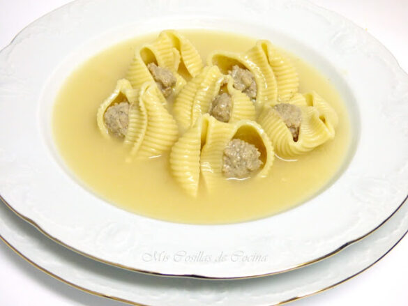 Sopa de Galets rellenos - Mis Cosillas de Cocina