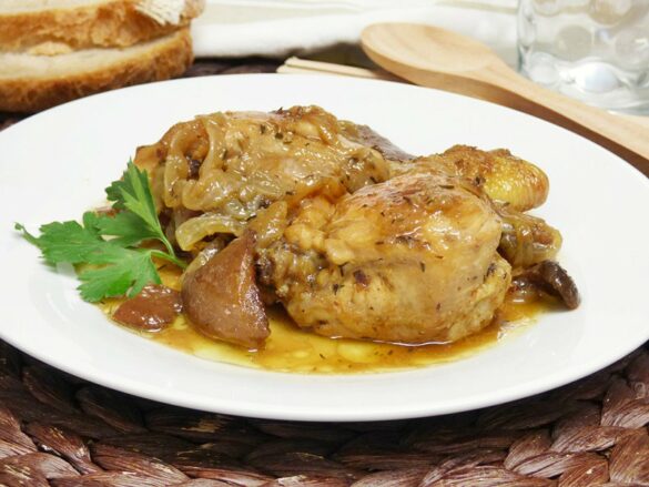 Pollo rustido con setas (Níscalos) - Mis Cosillas de Cocina